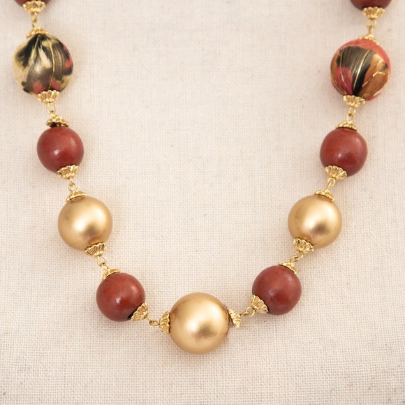 Unbranded | Jewelry | Rust And Gold Beaded Necklace With Gold Look ...